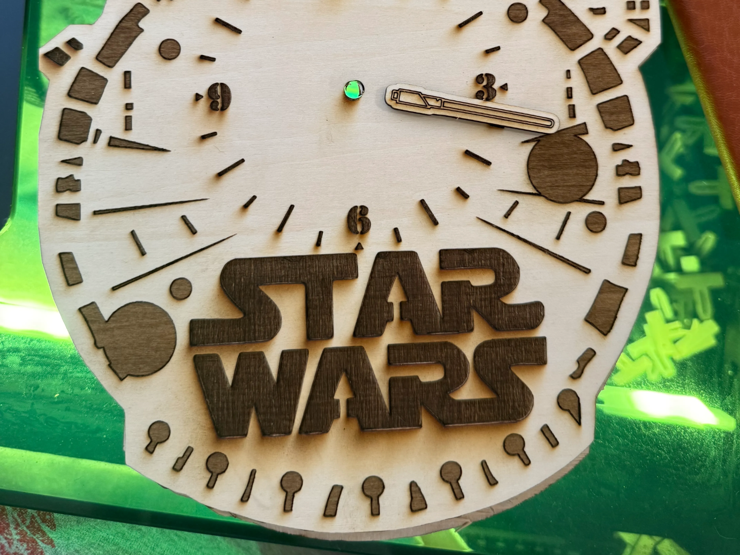 Star Wars themed laser-cut wood clock design | Free Files - Atomm