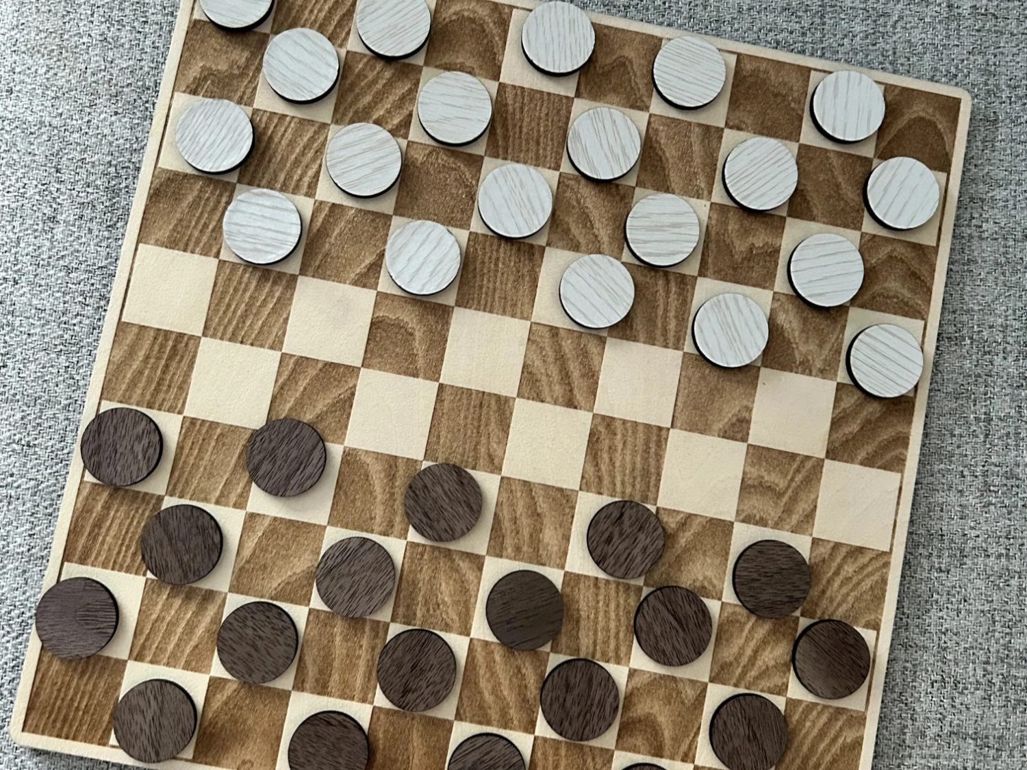 Laser Cut Wooden Checkers Game Board with Round Pieces / Jeu de dames ...