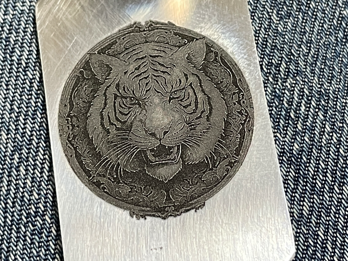 F2 ultra:Tiger Pattern Pet Tag | Free Files - Atomm