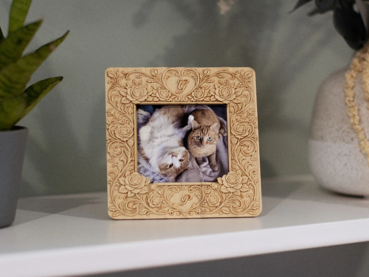 Photo frame with wood embossing - floral and love design - text ...