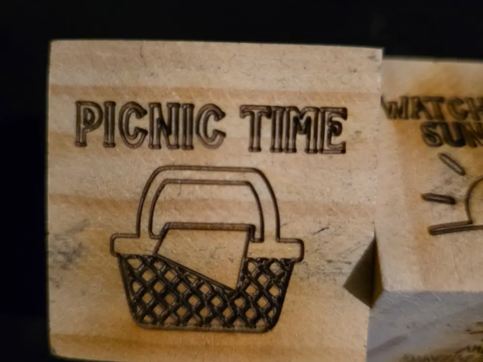 Decision wooden dice | Free Files - Atomm