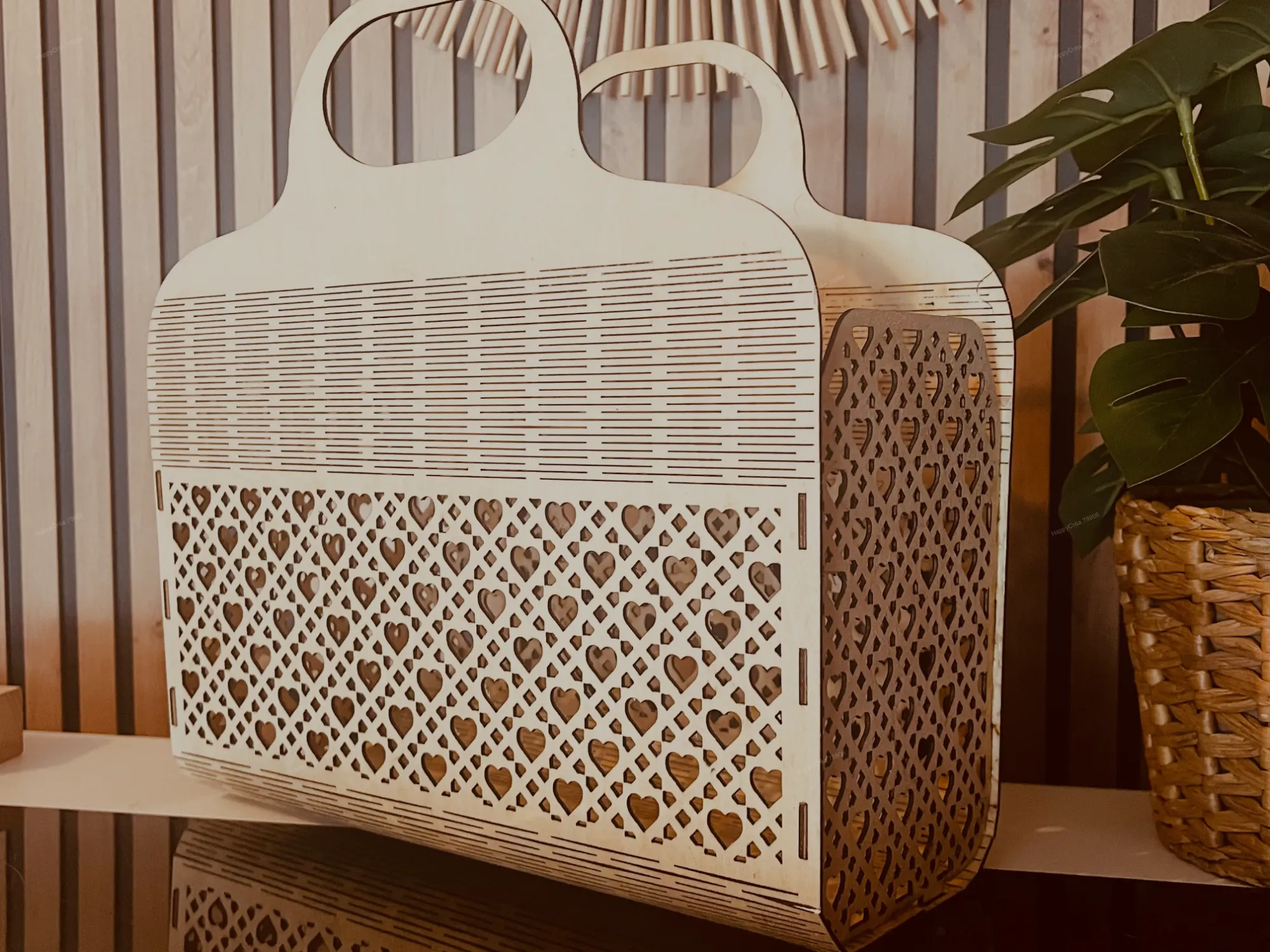 Laser cut and engrave | Laser Cut Wooden Bag with Heart Pattern | Free ...