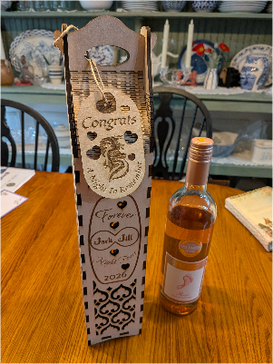 "Wedding Wine Box" Wine Gift Box with Congrats Tag | Free Files - Atomm